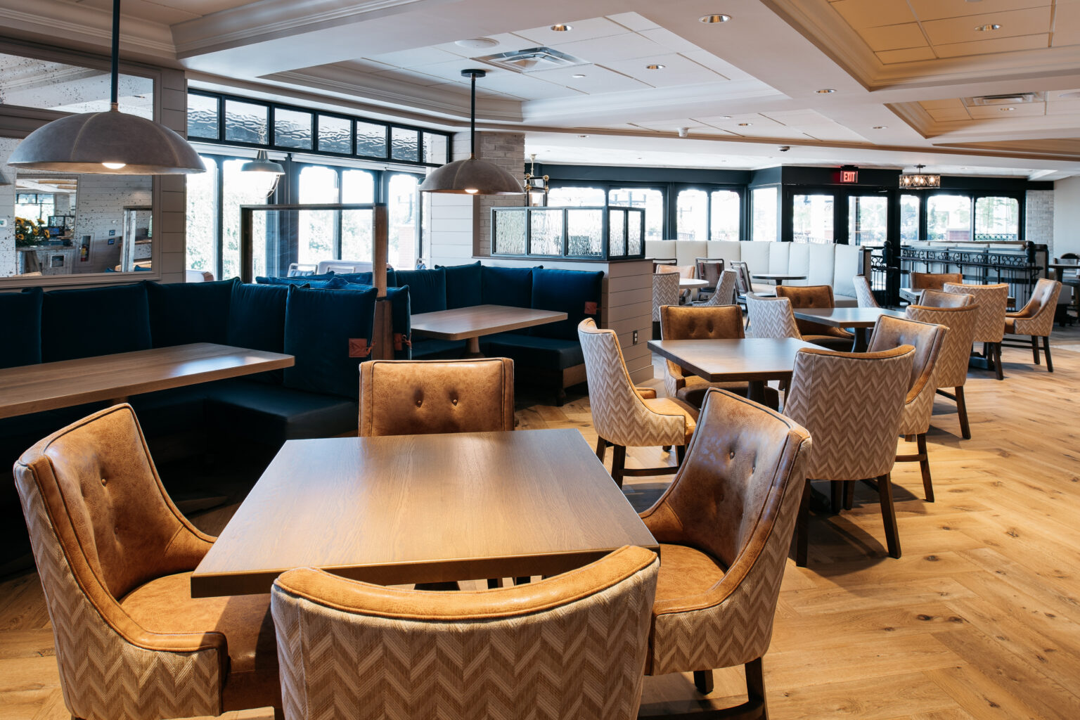 Scarlet Kitchen & Bar - Red Wing Restaurant Serving Breakfast, Lunch ...